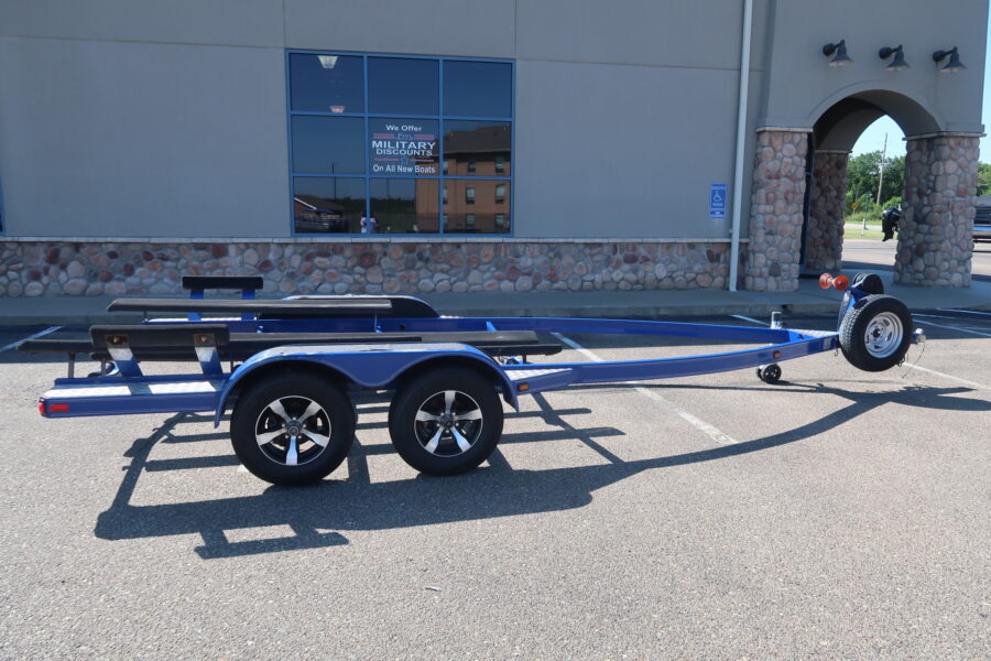 2013 Boat Mate Trailer - Beacon Marine Boats