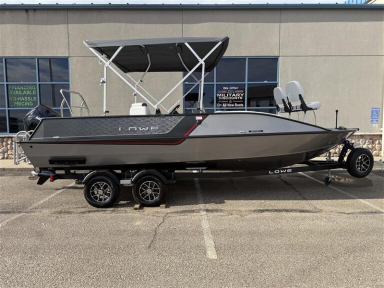 2026 LOWE SD224 (SILVER) - Beacon Marine Boats