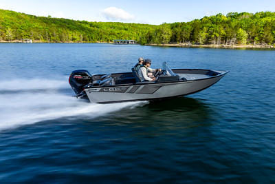 2026 LOWE FM1775 (LONDON BLUE) - Beacon Marine Boats